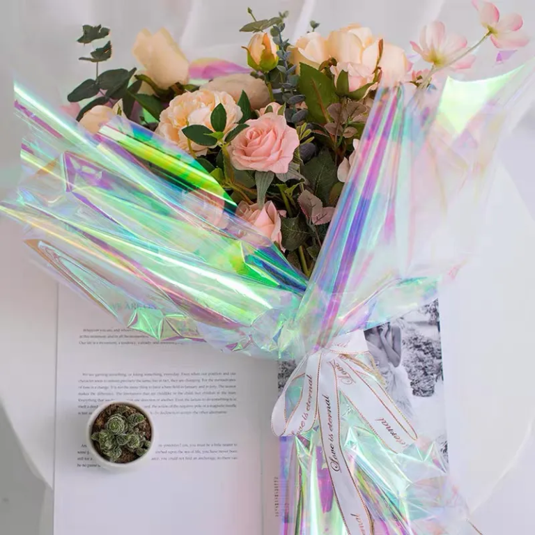 Celofán Iridiscente para envolver flores.