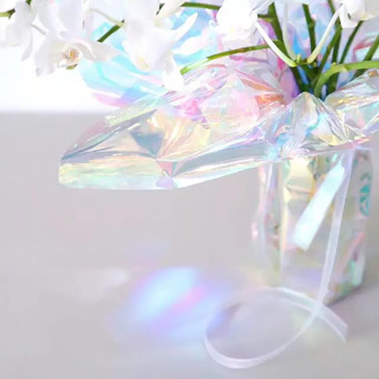 Celofán Iridiscente para envolver flores.
