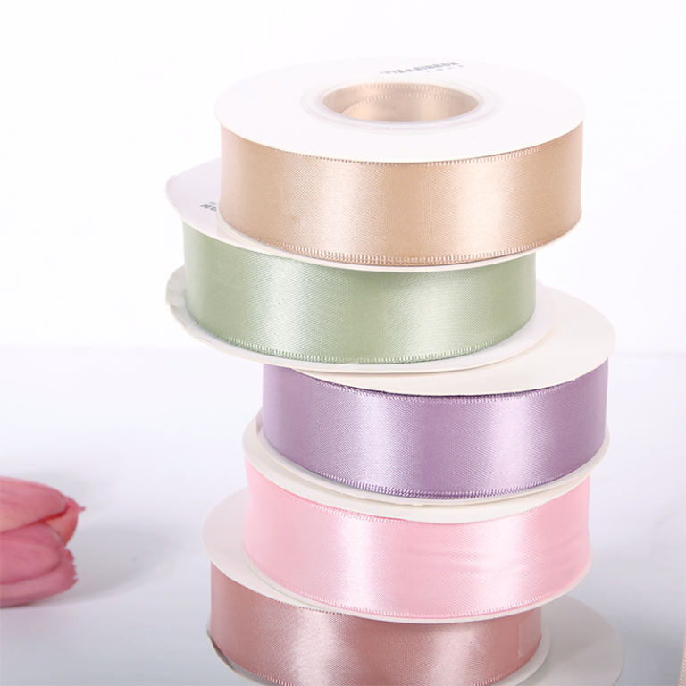 LISTÓN DE SATÍN EN ROLLO DE 18 METROS