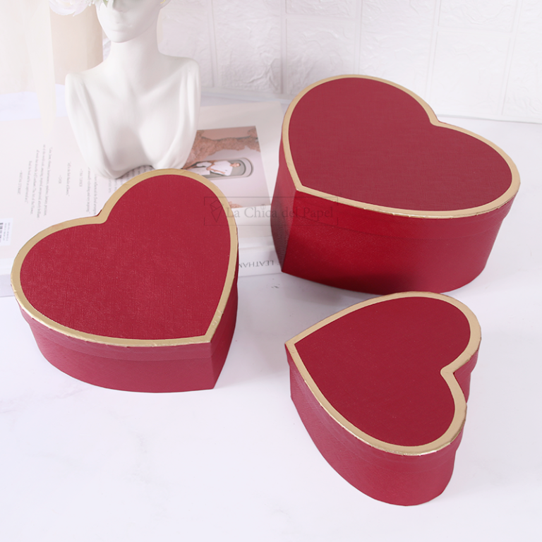 SET DE 3 CAJAS EN FORMA DE CORAZÓN