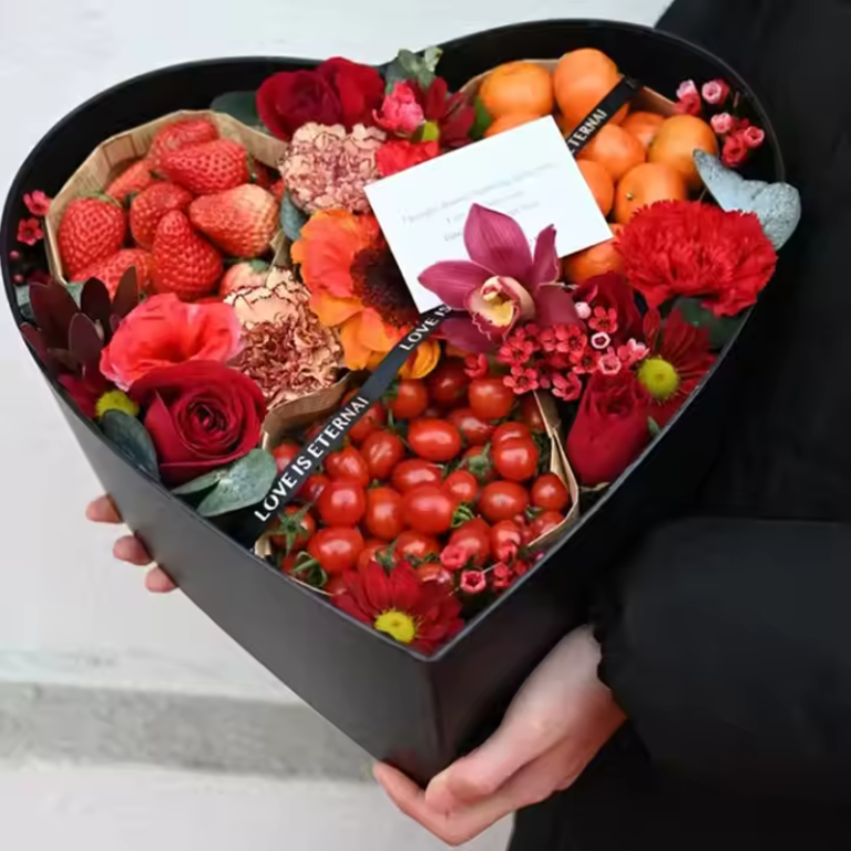 CAJAS DE CARTÓN PARA FLORES CORAZONES